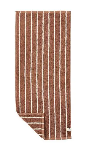 SLOWTIDE Koko Plush Hand Towel In Brown - Fawn