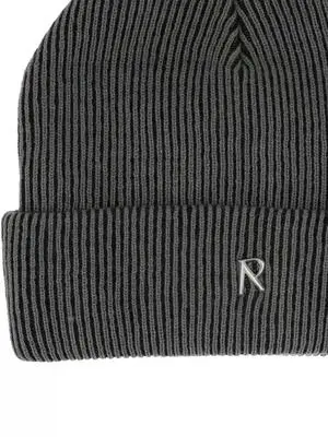REPRESENT Ribbed Beanie Hat With Logo Plaque - Grey
