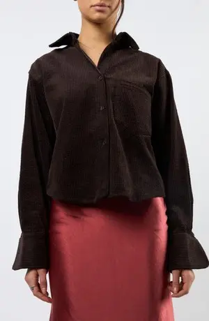 Viens Avec Moi Classic Tops