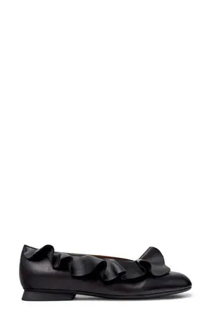 Camper Casi Myra Ruffle Flat - Black