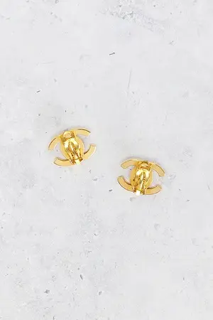 Chanel 1996 Cc Rhinestone Clip-on Earrings