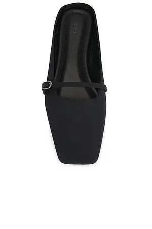 ST. AGNI Plie Flat With Buckle Strap Detail - Black