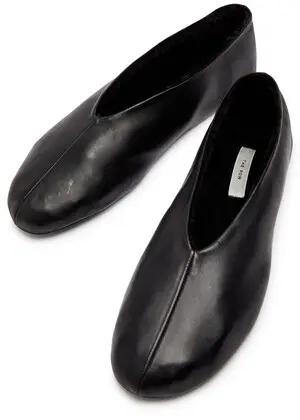 THE ROW Stella Shearling-lined Leather Ballet Flats
