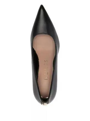 Guess Pointed Pumps