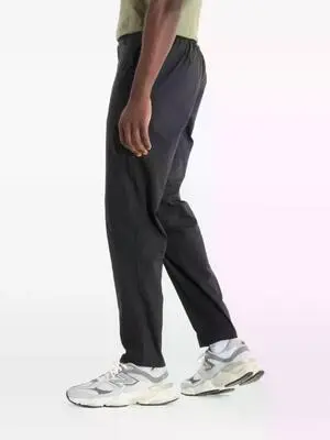 NEW BALANCE Athletics Standard 30 Tapered Trousers - Black