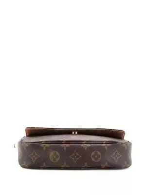 LOUIS VUITTON Ivy Wallet On Chain Monogram Canvas
