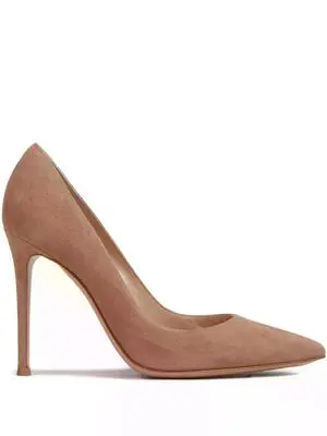 Pointed Pumps