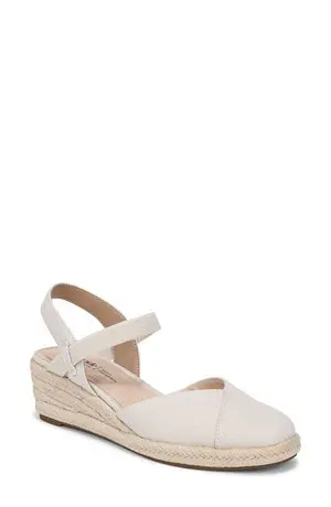 Lifestride Elastic Shoes For Women