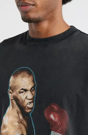 ID SUPPLY CO Mike Tyson Feared Fists Graphic T-shirt