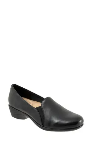 Softwalk Leather Flat With Arch Support - Black