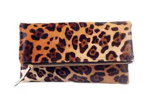 THE ARTISAN & COMPANY Leopard Print Calf Hair Clutch - Brown