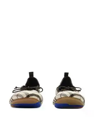 Burberry Checked Ballet Flats - Neutrals