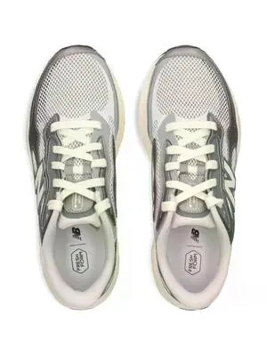 NEW BALANCE Fresh Foam Arishi V4 Running Sneakers - Grey