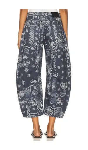 Free People X We The Free Good Luck Printed Barrel Jean - Blue