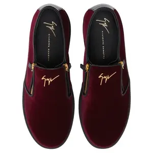 GIUSEPPE ZANOTTI Velvet Slip-ons With Signature Detail - Red