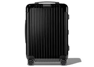 RIMOWA Essential Cabin Luggage - Gloss Black