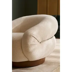 CARACOLE Smoosh Swivel Chair