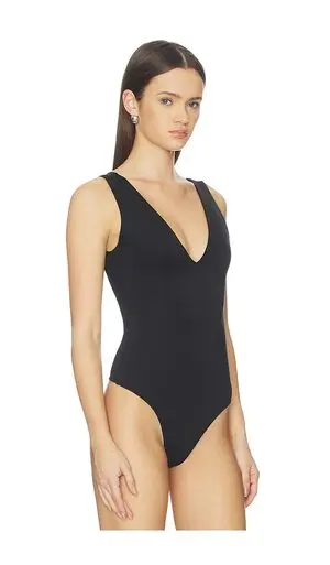 Good American Sculpting Deep V Bodysuit - Black001