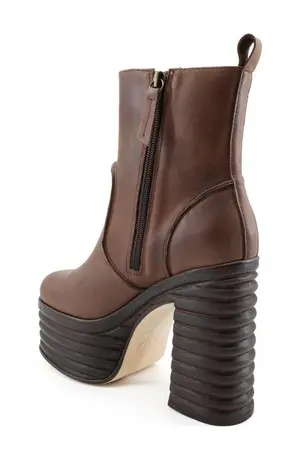 ZIGI Argelia Waterproof Platform Bootie - Brown