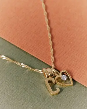 EDGE OF EMBER Diamond Pendant Necklace