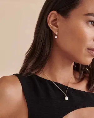 EDGE OF EMBER 14ct Gold Necklace With Diamond And