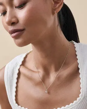 EDGE OF EMBER Cut Diamond Pendant Necklace