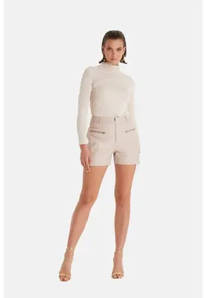 FURNIQ UK Leather Fashion Short