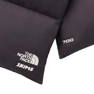 SKIMS The North Face X Nuptse Scarf - Phoenix