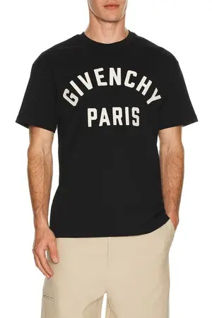Givenchy Regular Fit T-shirt In Black - Black & White