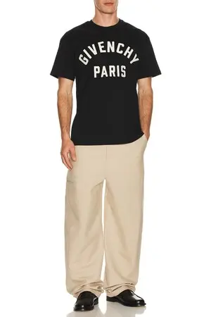 Givenchy Regular Fit T-shirt In Black - Black & White