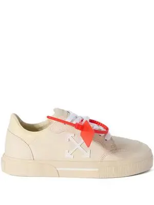 Off-White Arrow Vulc Low Sneakers