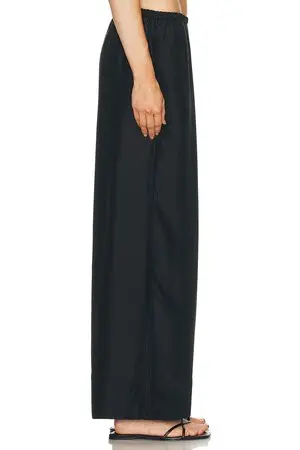 ST. AGNI Silk Grid Relaxed Pant