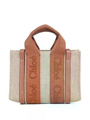 Chloé Woody Logo Embroidery Tote - Neutrals