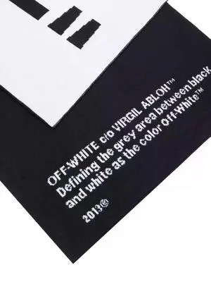 Off-White Quotes Knit Scarf