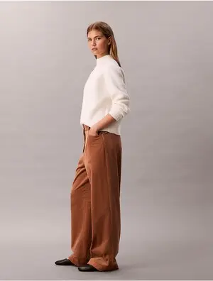 Calvin Klein Corduroy Relaxed Pants - Thrush