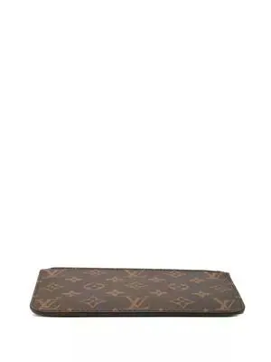 LOUIS VUITTON 2017 Monogram Neverfull Pouch