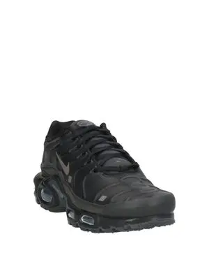 Nike Sneakers In Leather And Technical Fabric