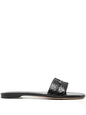 TOM FORD Embossed Hardware Detail TOM FORD Pumps Black