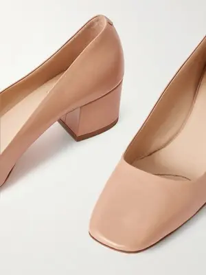 Gabriela Hearst Agathe Leather Pumps - Neutrals