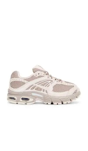 Nike Tie Fastening Sneakers For Women