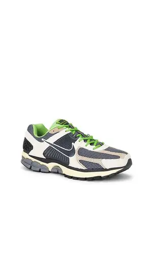 Nike Zoom Vomero 5 - Pale Ivory  Off Noir  & Smoke Grey
