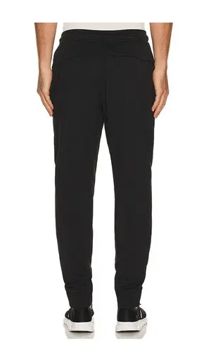 LEGENDS Hawthorne Tech Pant In Black