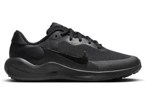 Nike Revolution 7in