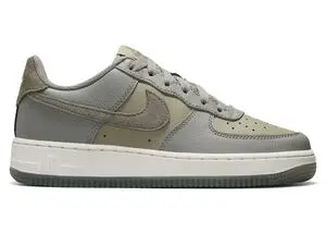 Nike Air Force 1 Low Lv8 Sneakers