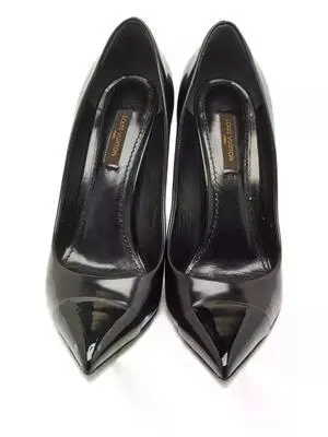 LOUIS VUITTON Urban Twist Pointed-toe Pumps