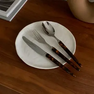 CAPDECO Tang 5 Piece Place Setting - Tortoise