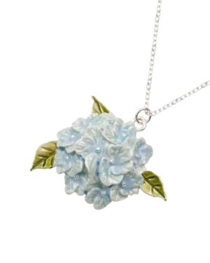 FABLE ENGLAND Hydrangea Pendant Necklace - Blue & Silver