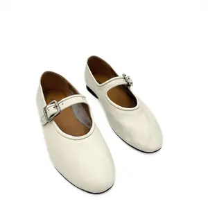 AMIE RAFA Ashley Mary Jane Flats - White