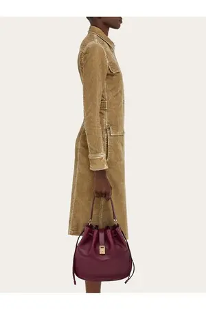 FERRAGAMO Hug Bucket Bag - Gold