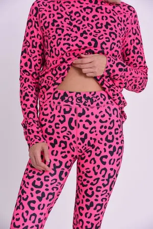 OOSC Baselayer Hotel California Leopard Leggings